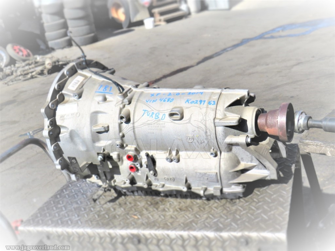 Transmission Assembly 13 15 XF 2.0L CW93 7000 ED 1087401301 1087010047 Galaxy Jaguar