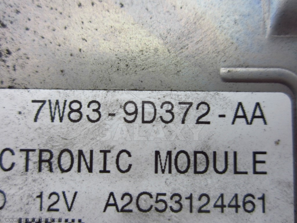 Control Module C2C35672 7W83-9D372-AA 07-21 Jaguar Fuel Pump Computer ECU