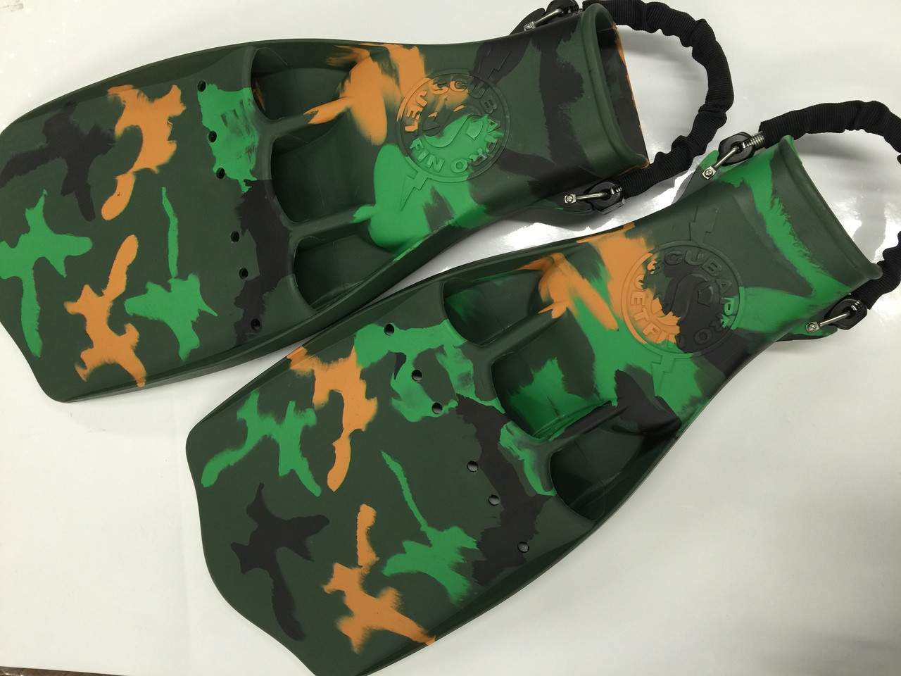 Camouflage Jet Fin with Spring Straps by ScubaPro