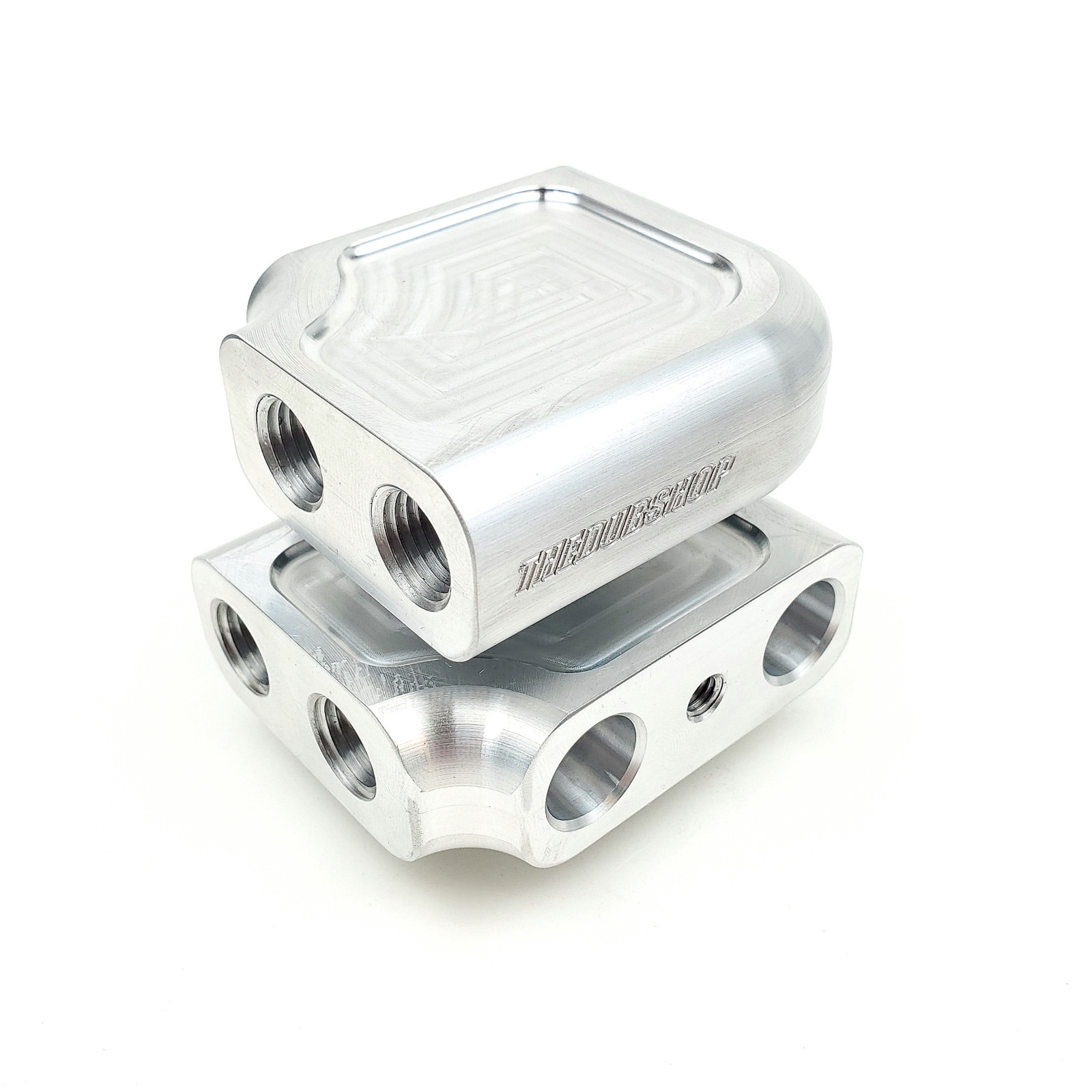 Single throttle body intake package with turbo plenums