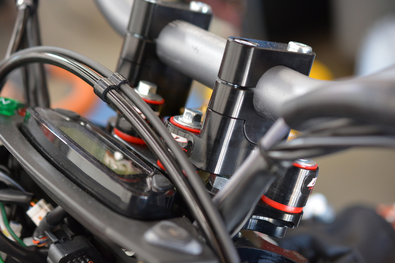 Sub Damper Mount Kit - 690 Enduro / SMC-R (2019+) / 701 Enduro / SM ...