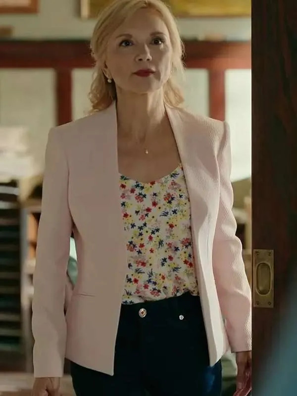 Muriel Saint Claire Virgin River S05 Pink Blazer