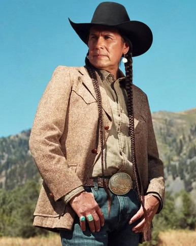 Yellowstone TV Series Season 5 Mo Brings Plenty Coat