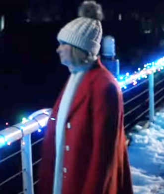 Winnie Carruthers Its a Wonderful Knife Coat