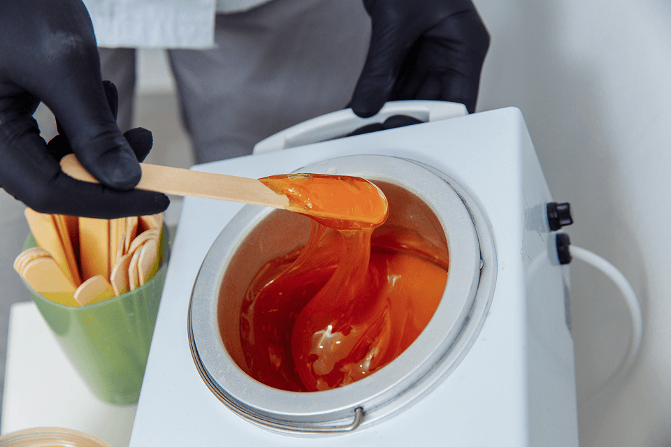 Why You Should Say No To Double Dipping When Waxing - Beauty Image