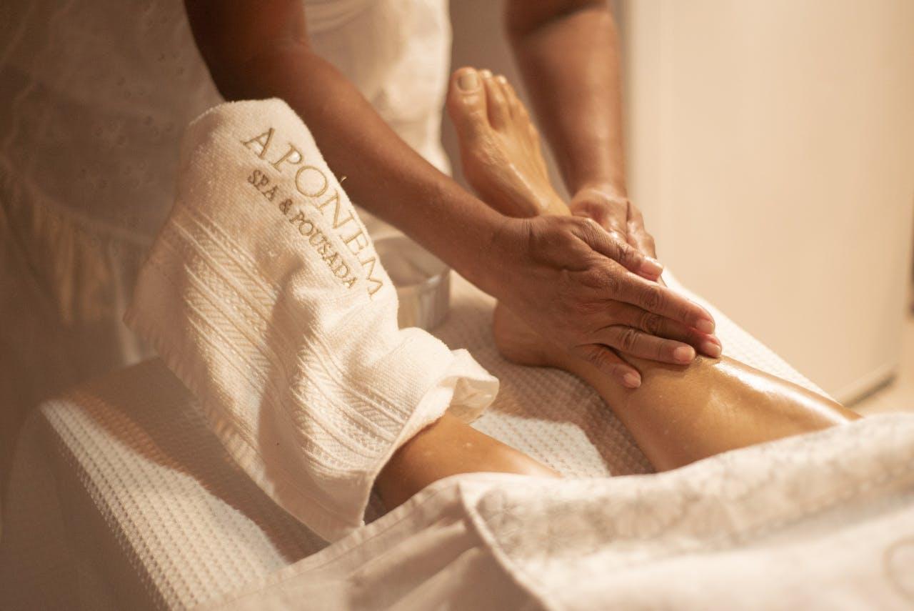 A Professional’s Guide to Our Pre- and Post-Wax Care Products - Beauty ...