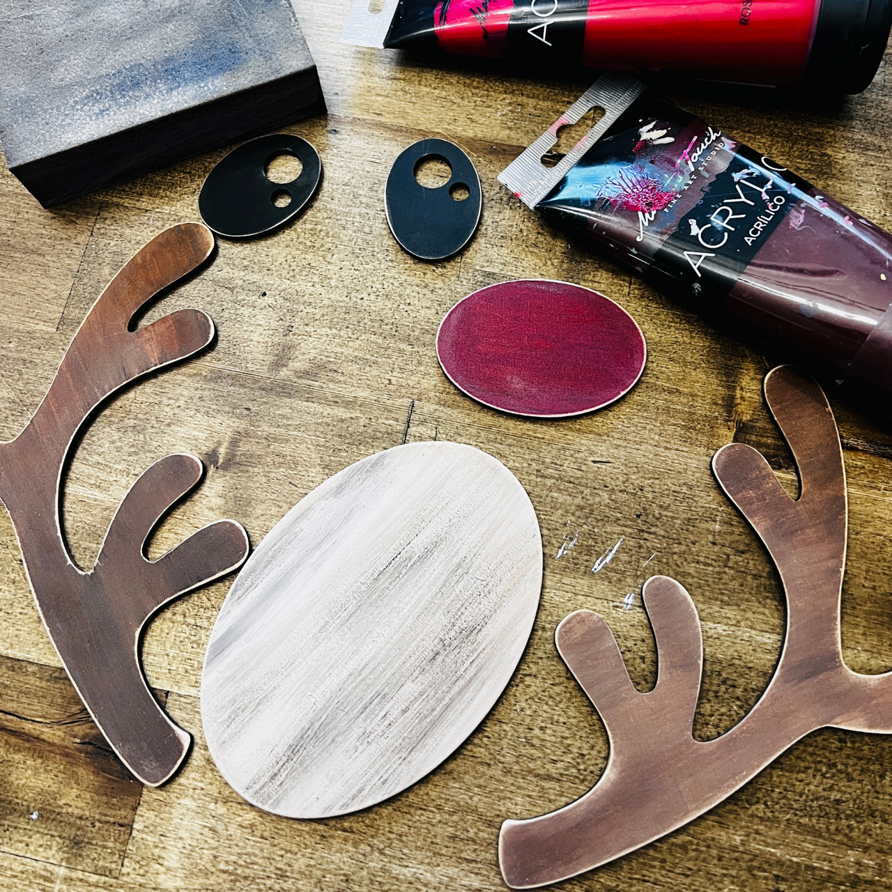 Reindeer Wide Nose Face Kit