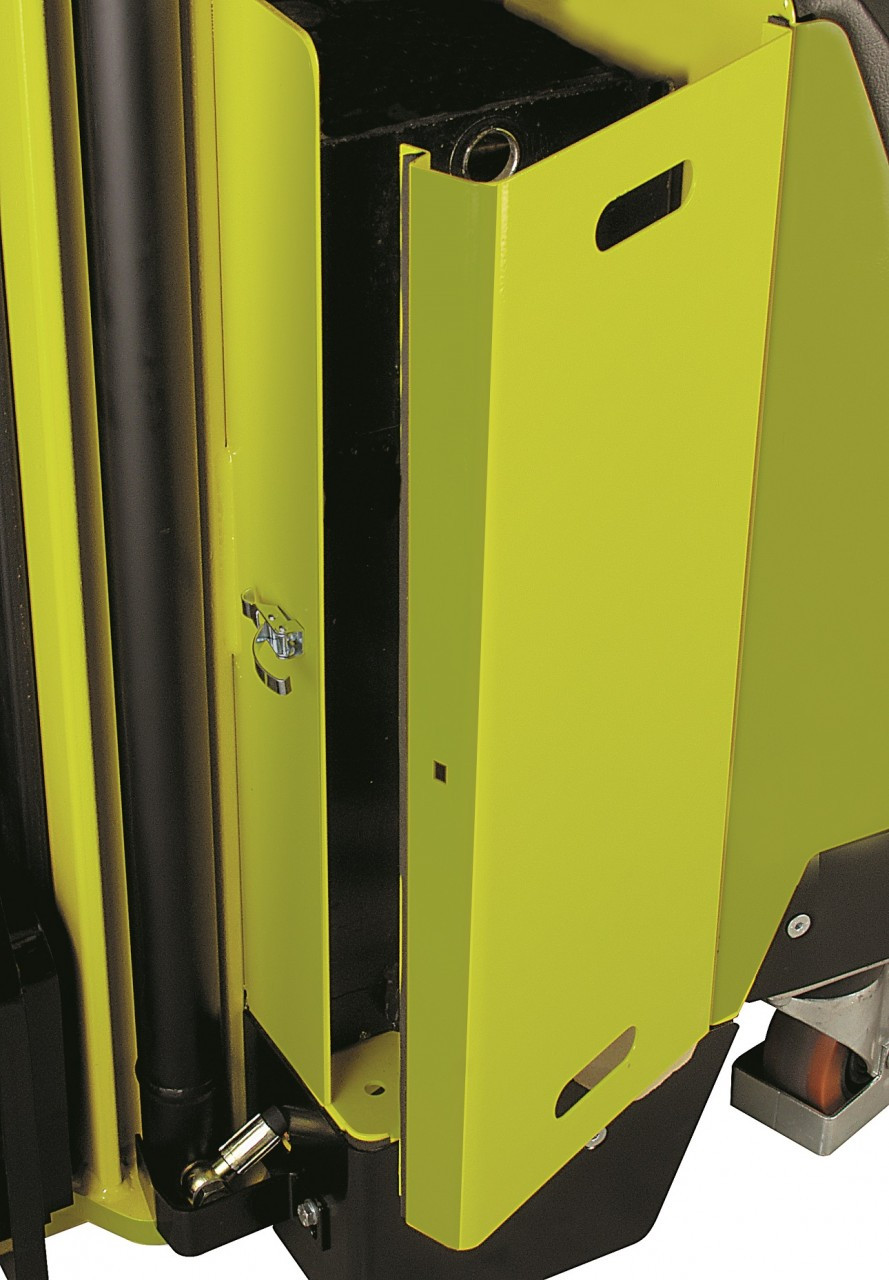 Pramac FX Series | Pramac FX Electric Pallet Stacker | Pallet Stackers