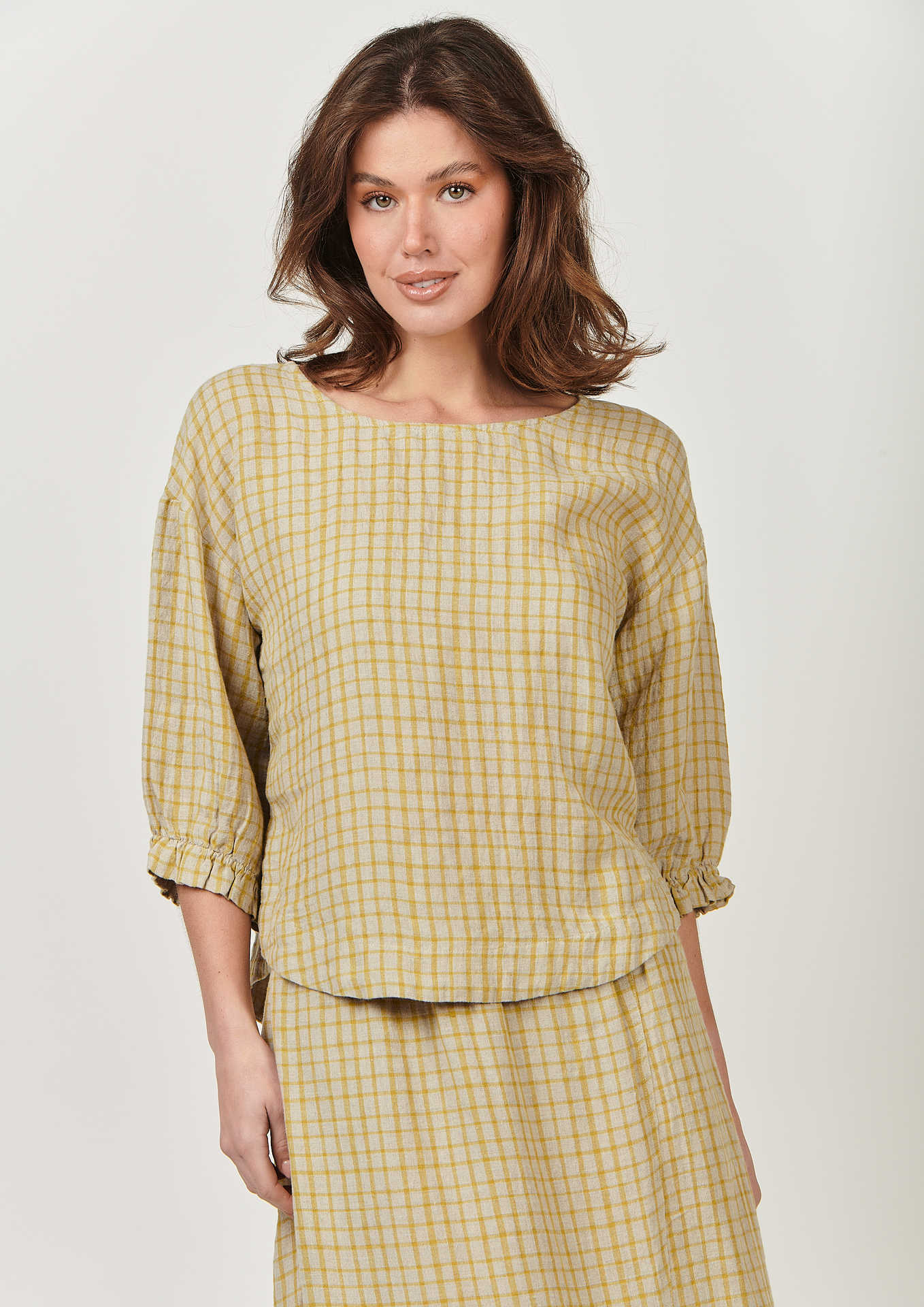 Shop Naturals by Olive et Julie Elbow Sleeve Linen Top in KIWI MATRIX ...