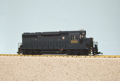 PENNSYLVANIA GP30 BRUNSWICK GREEN DIESEL LOCOMOTIVE