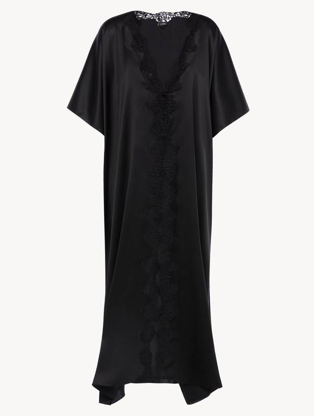 Silk long robe in black
