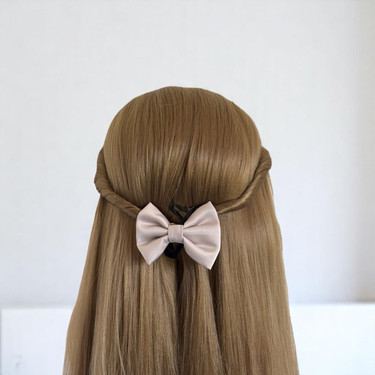 Classic Hair Bows | Stylish Accessories for a Timeless Look