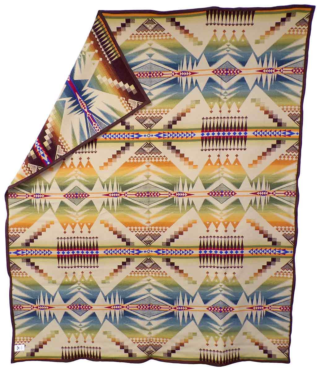 Pendleton Products | Premium Blankets, Clothing & Accessories