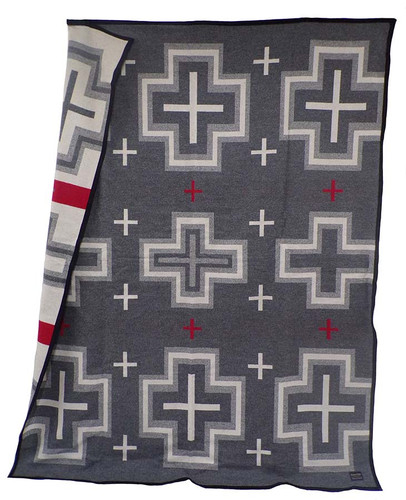 Native American Made Star Quilts | Pendleton Blankets | Prairie Edge