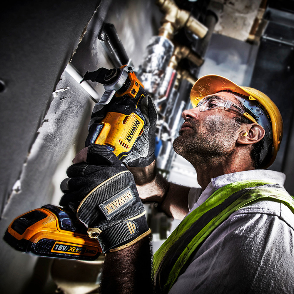 DeWALT 18V Brushless Cordless 3 Speed Quick Release Multi Tool Skin DCS356N XJ TradeTools