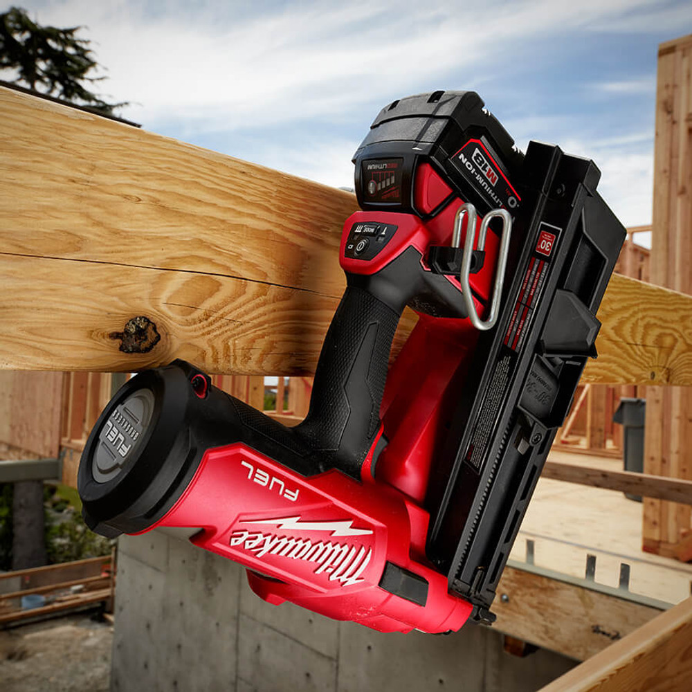 Milwaukee 18v framing nailer store