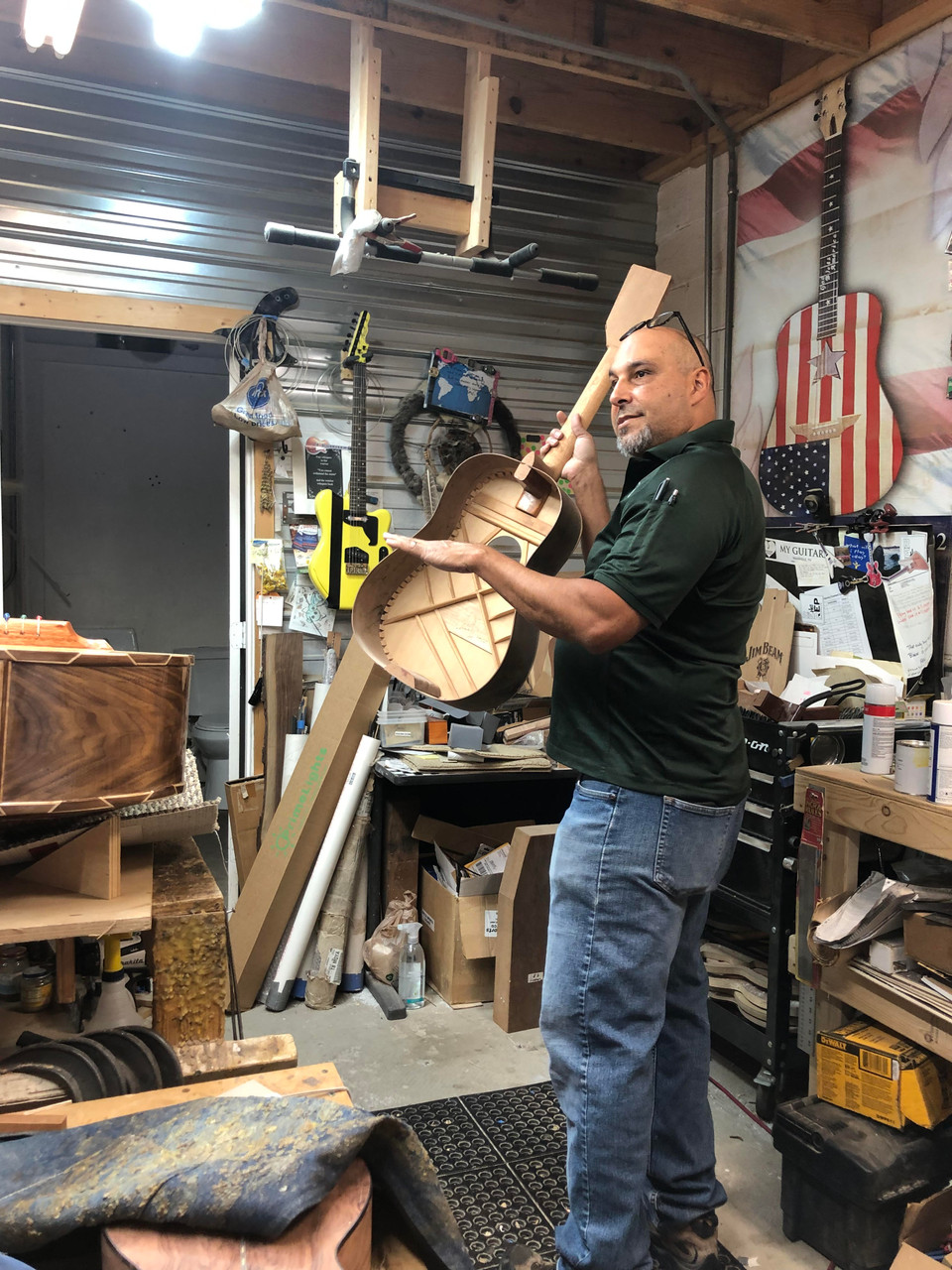 Tour of Delgado Guitars - La Tradición Music