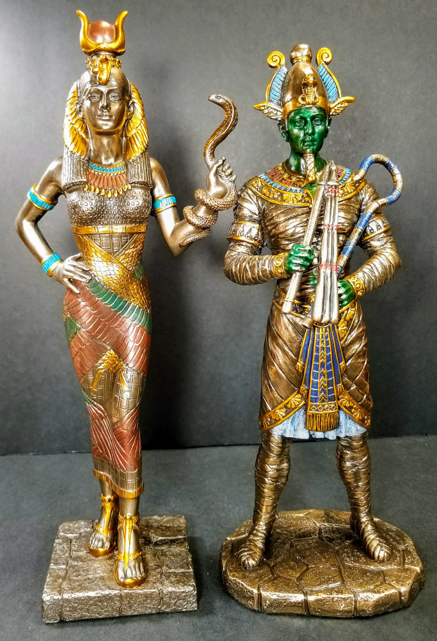 HATHOR - EGYPTIAN GODDESS HOLDING A SNAKE - YEMAYA CHANGO
