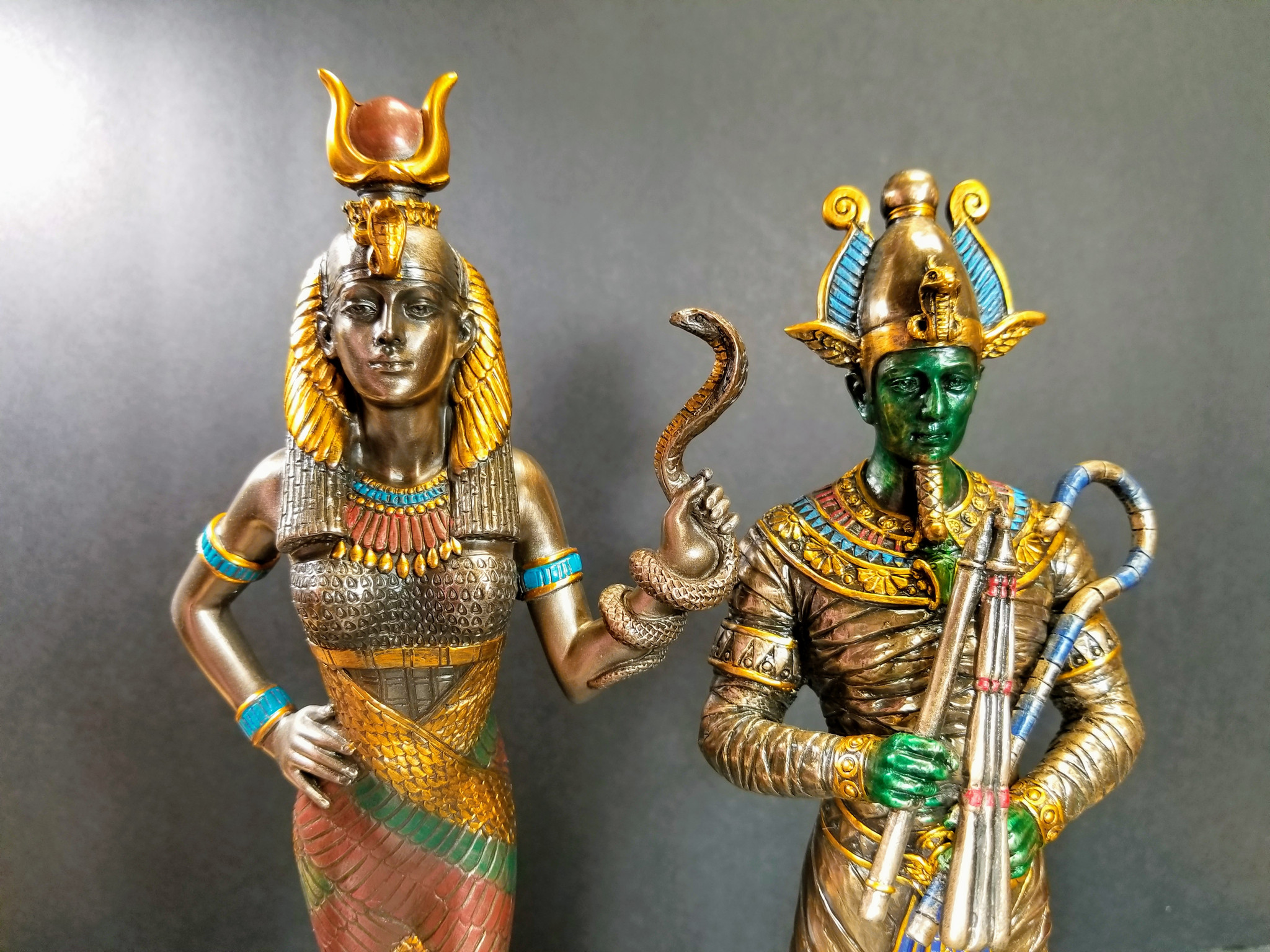 HATHOR - EGYPTIAN GODDESS HOLDING A SNAKE - YEMAYA CHANGO