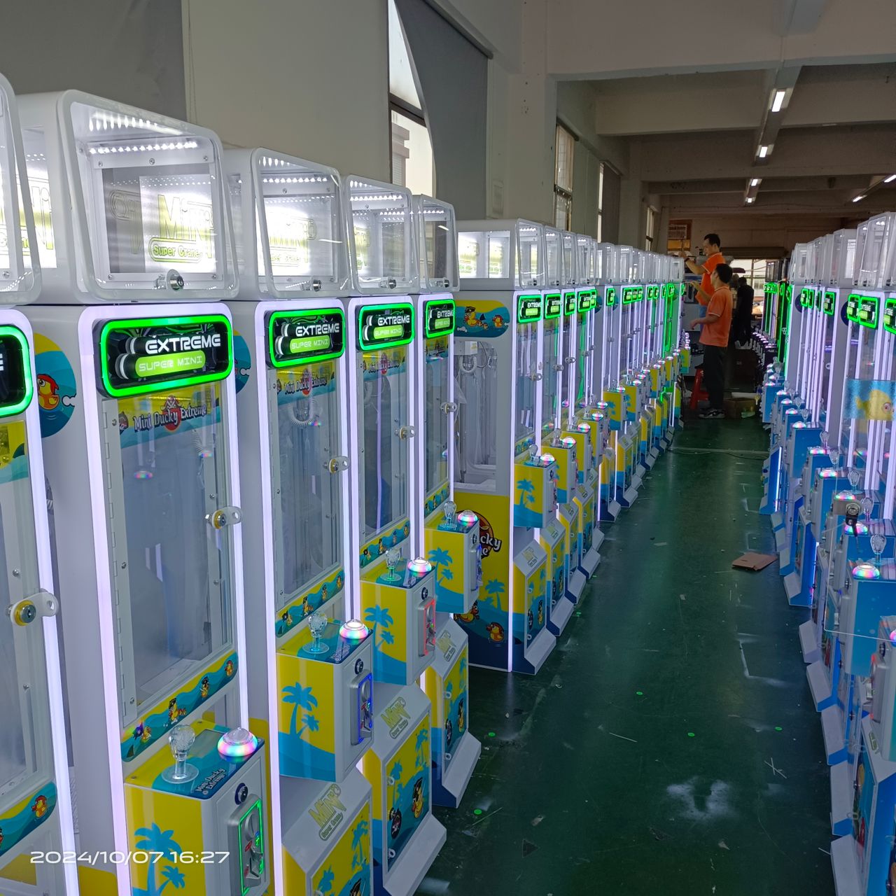 The Rise of Mini Claw Machines in the Vending Industry and Their ...