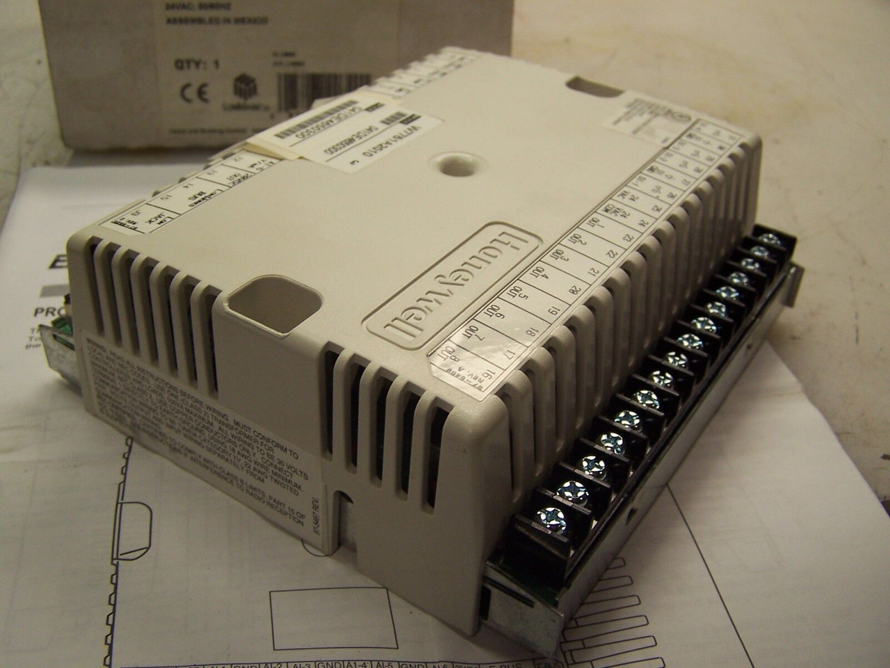 NEW HONEYWELL EXCEL 10 REMOTE INPUT/OUTPUT DEVICE 24 VAC W7761A2010 - C & G Surplus Inc.