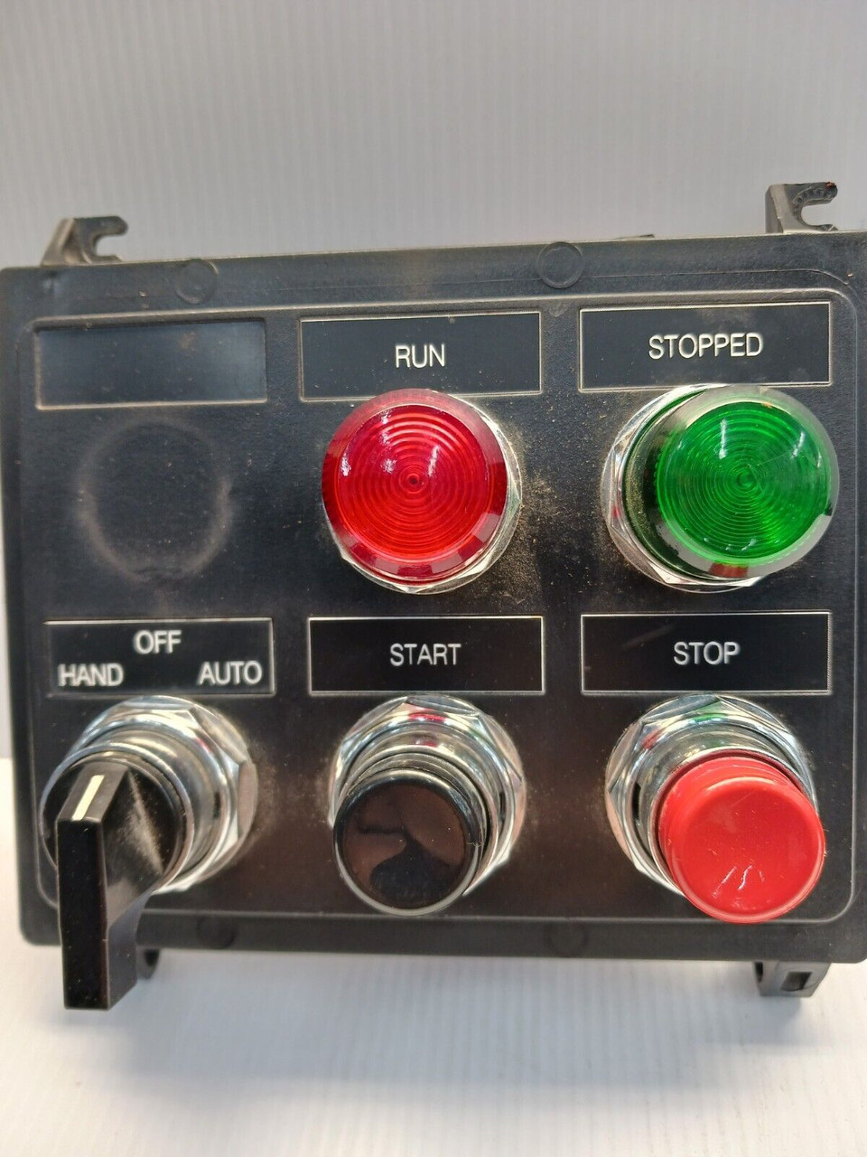 EATON 2100 MCC BUCKET CONTROL STATION HOA START/STOP PUSHBUTTON RUN ...