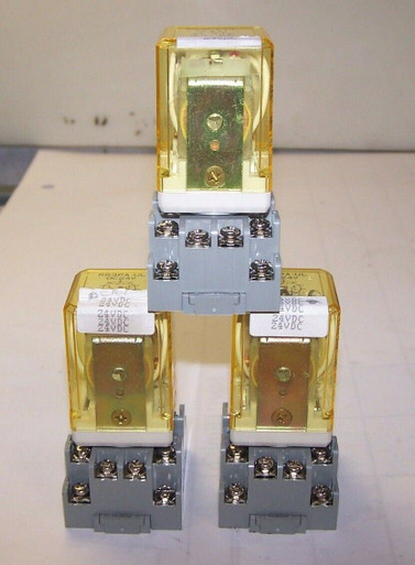 3) IDEC 24 VDC 11-PIN RELAY MODULE RR3PA-UL WITH BASE SR3P-05 LOT OF 3 ...