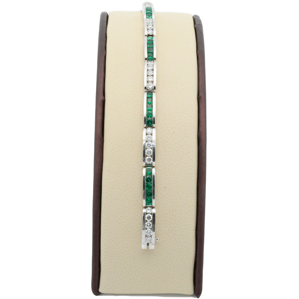 Jewelry Displays - Shop by Style - Bracelet Displays - Page 1 - Eds Box ...