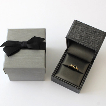 Jewelry Displays - Jewelry Packaging - Jewelry Boxes - Jewelry Supplies