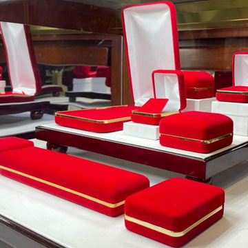 Ed's Box Jewelry Display Packaging & Supplies