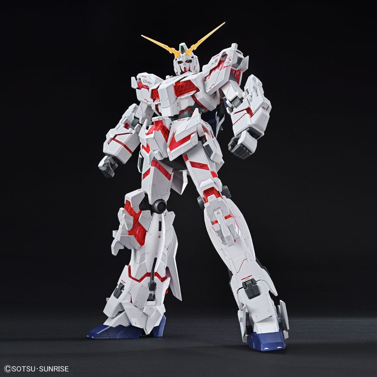 Uniform Gundam (Destroy Mode) - King Kong Hobbies
