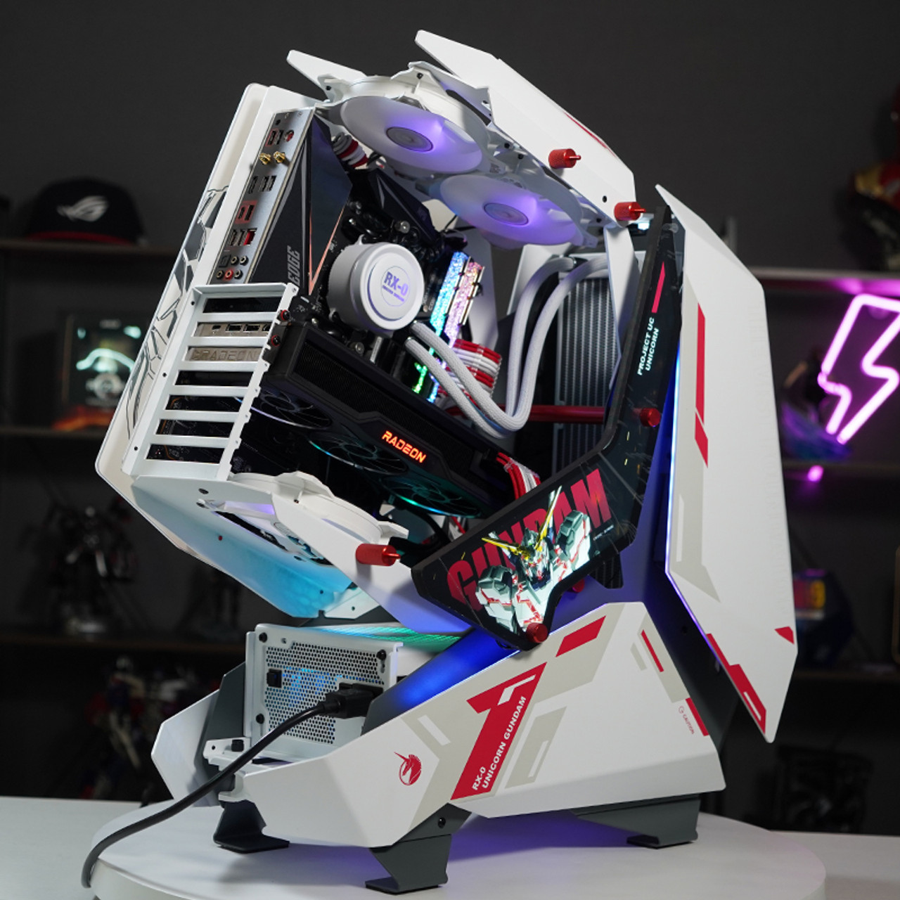 RX-0 Unicorn Gundam PC Case – Jonsbo MOD 5