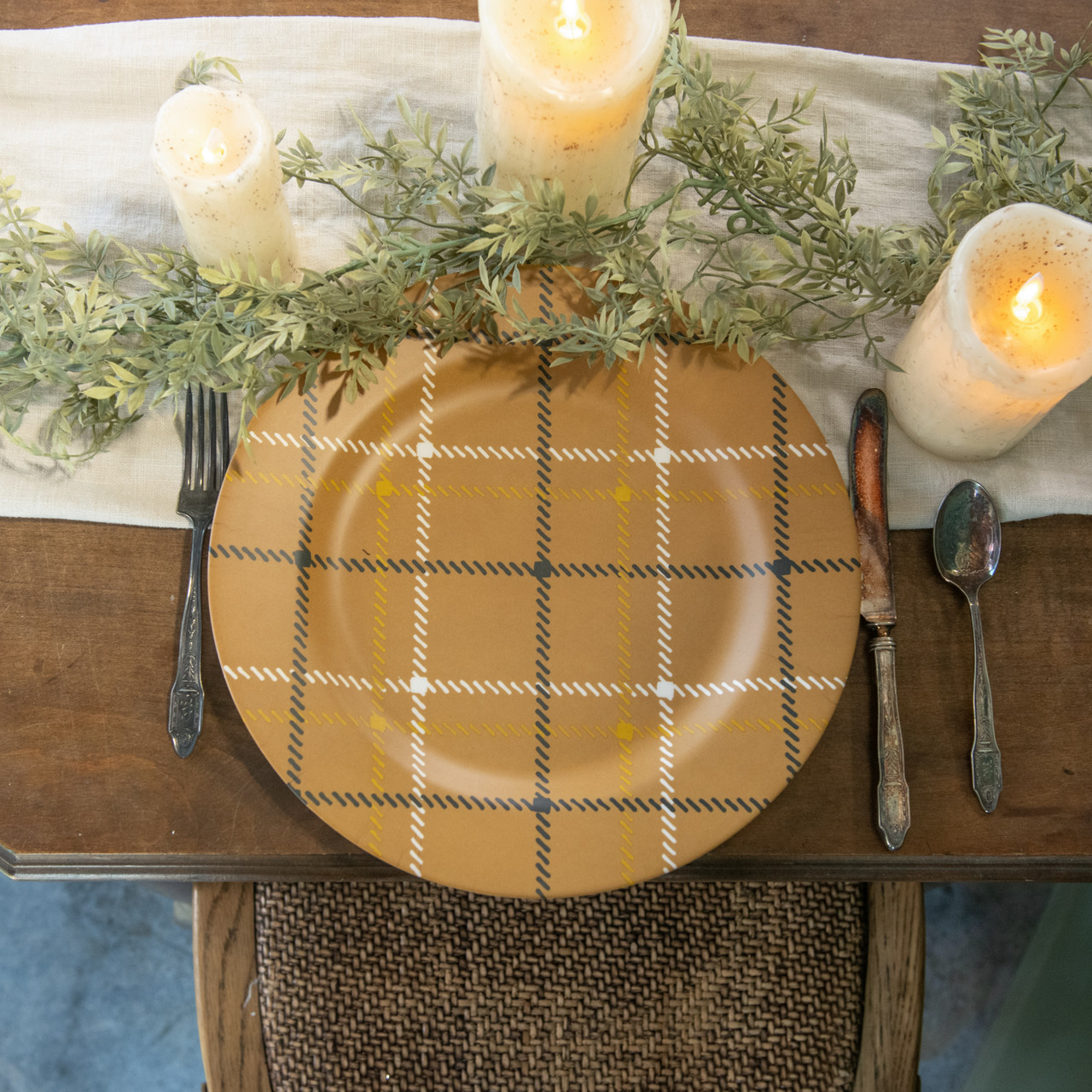 MUSTARD PLAID CHARGER - Ragon House