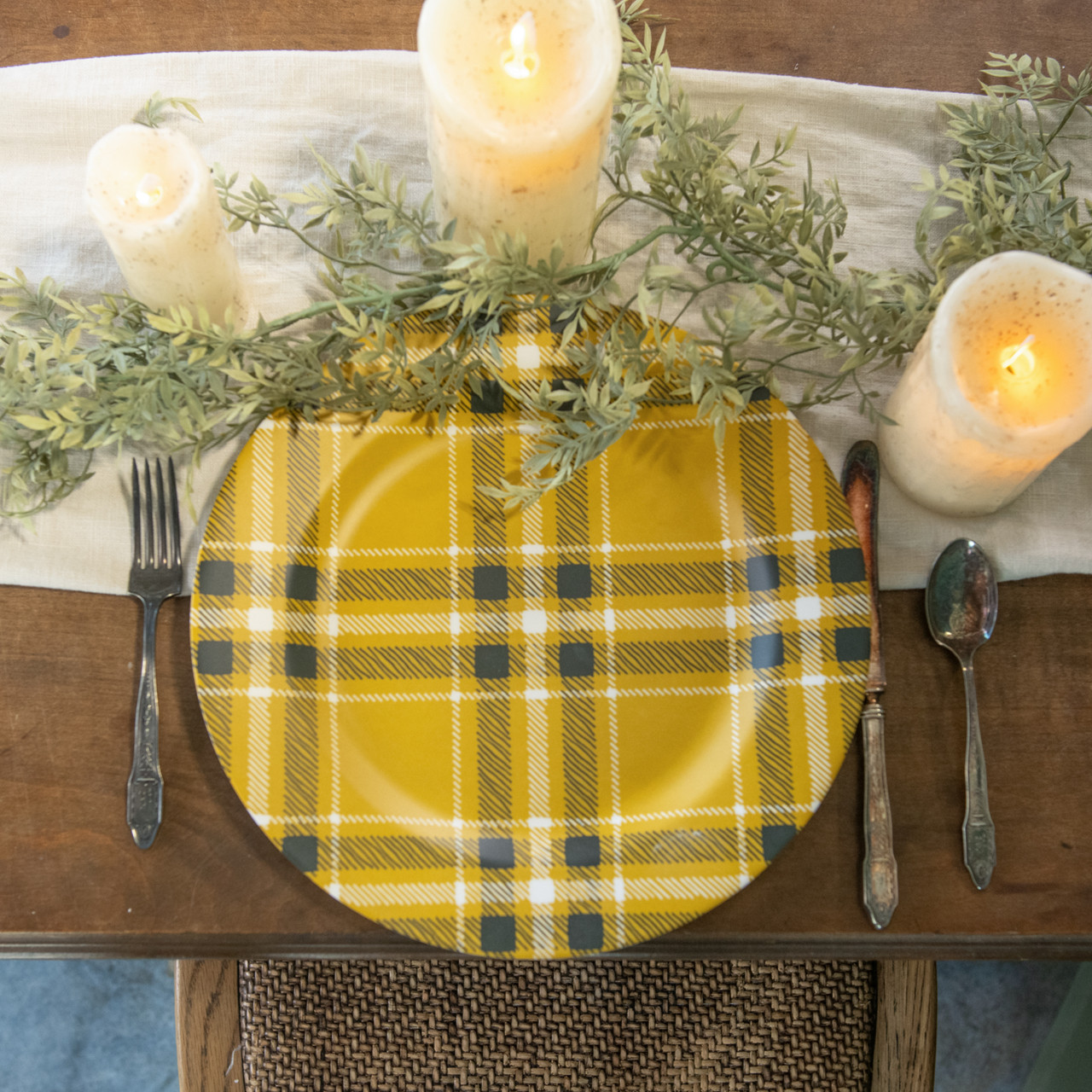 BLACK, MUSTARD & WHITE PLAID CHARGER - Ragon House