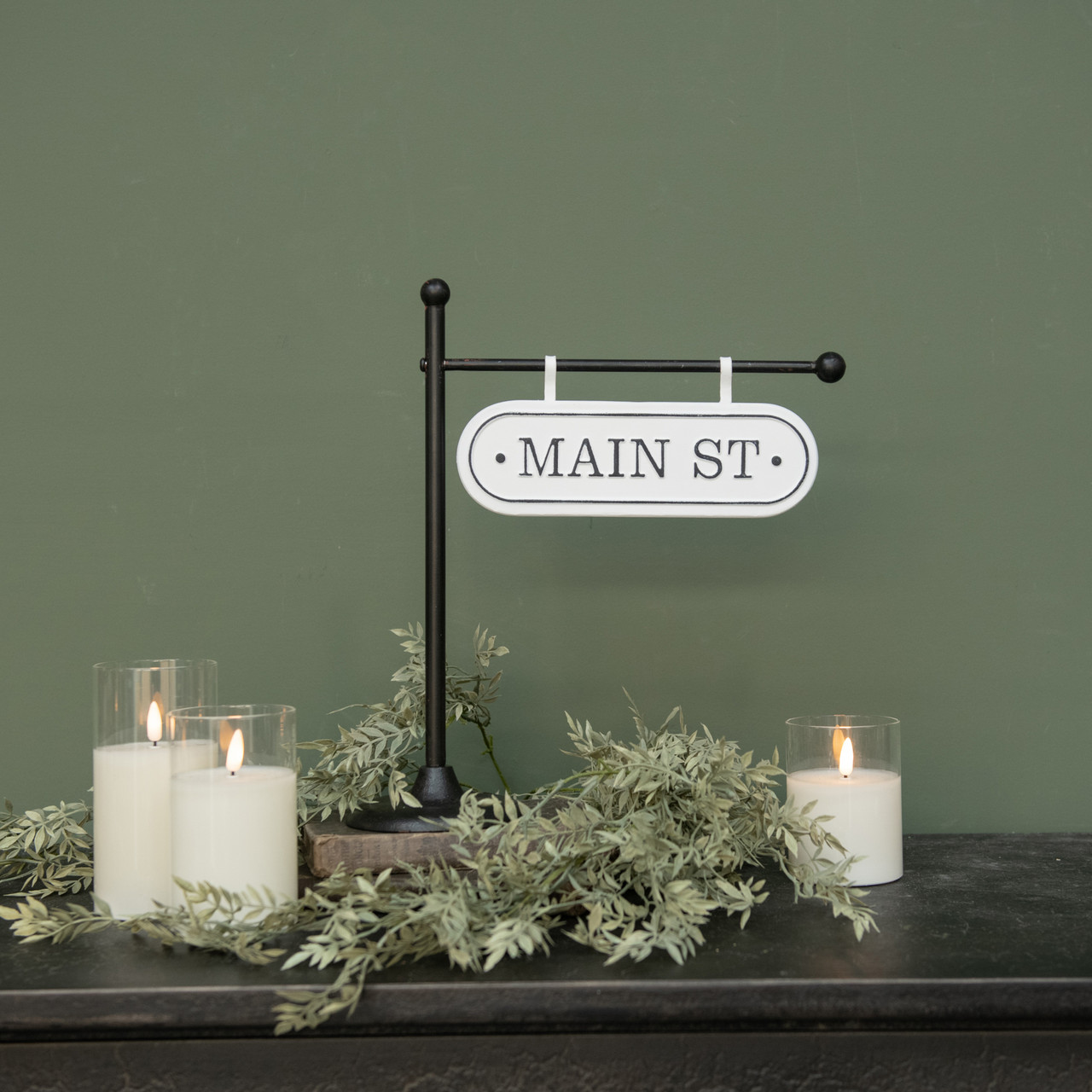 MAIN ST STANDING SIGN - Ragon House