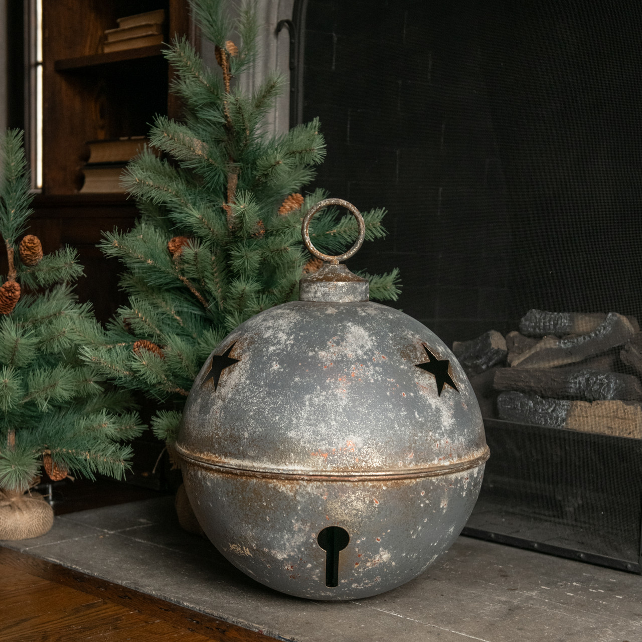 16" GREY STAR SLEIGH BELL - Ragon House