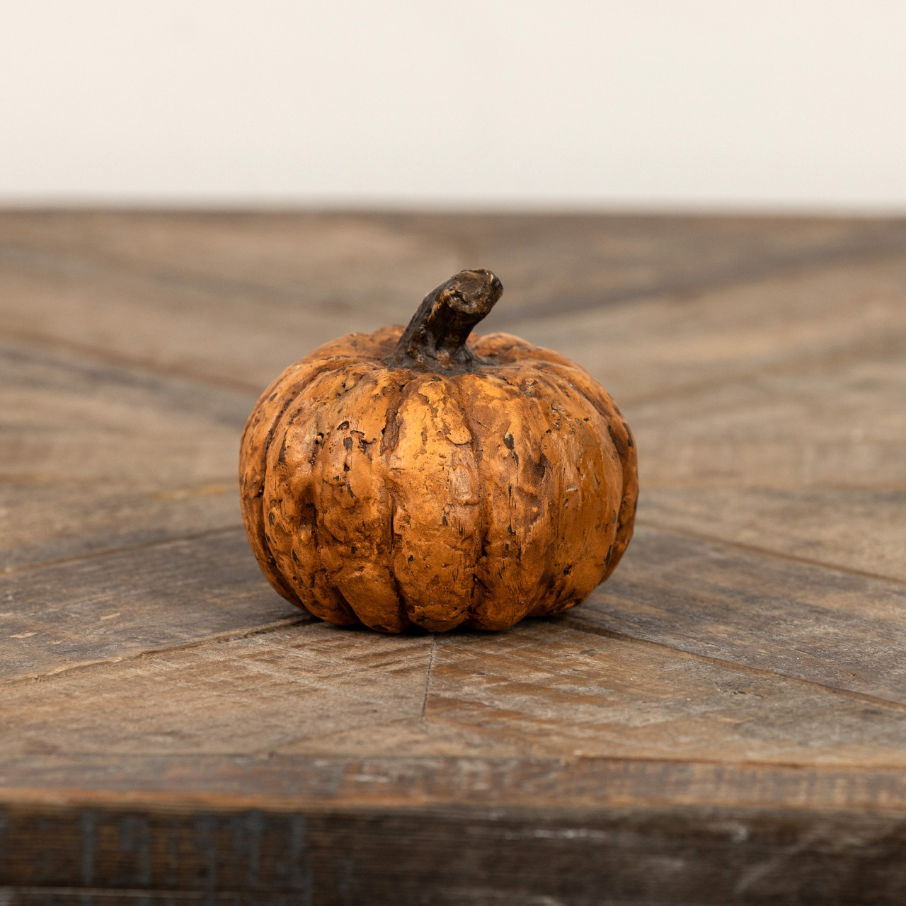 2.75" TERRACOTTA SHORT PUMPKIN - Ragon House