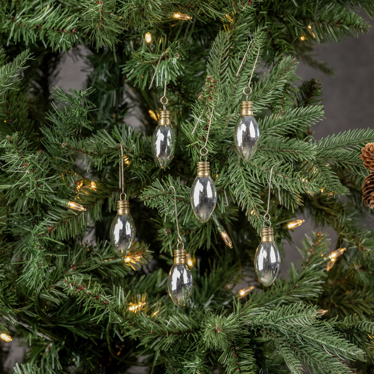 SET/ 6 SILVER GLASS BULBS - Ragon House