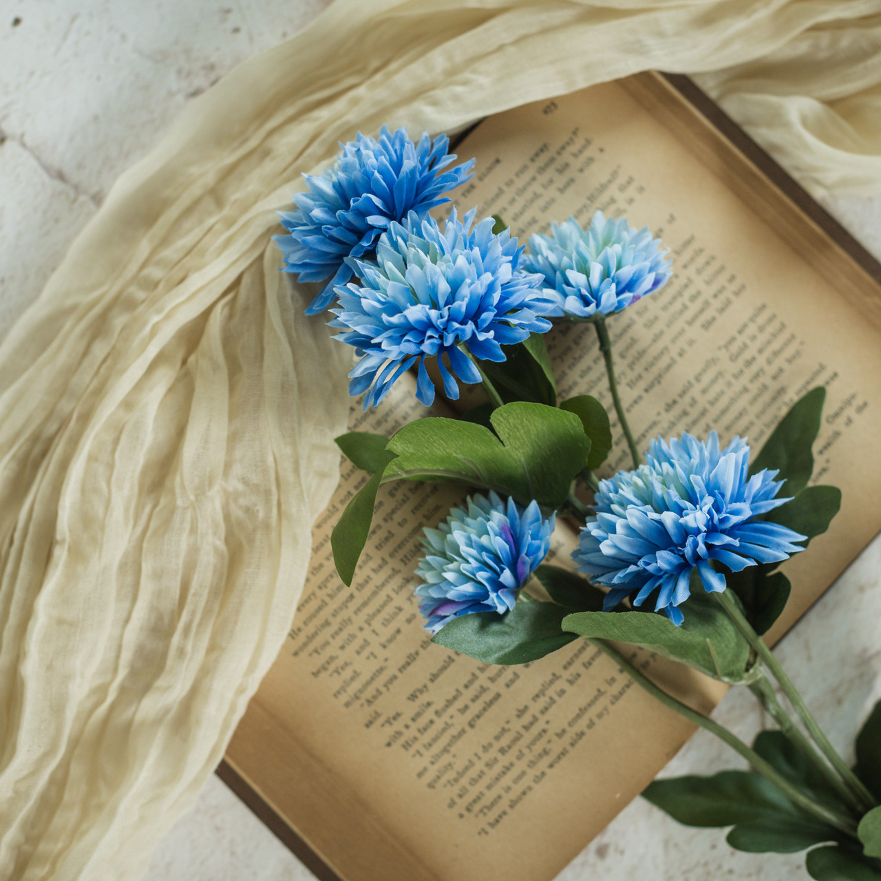 23.5" BLUE MUM SPRAY - Ragon House