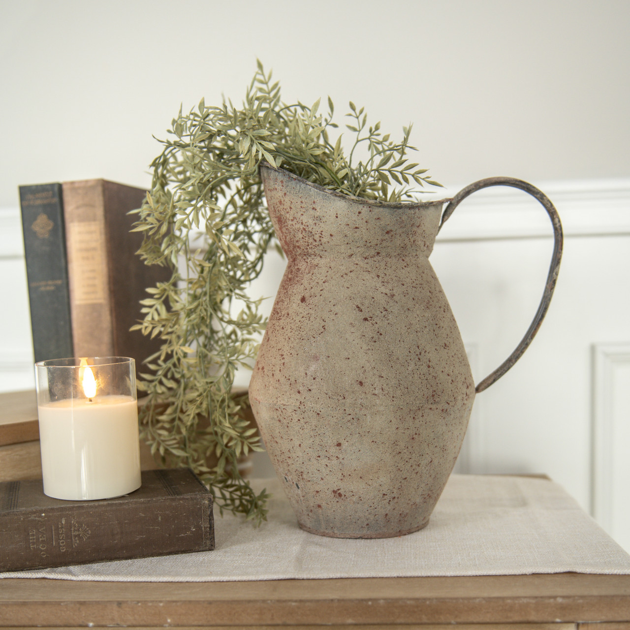 TEXTURED PITCHER - Ragon House