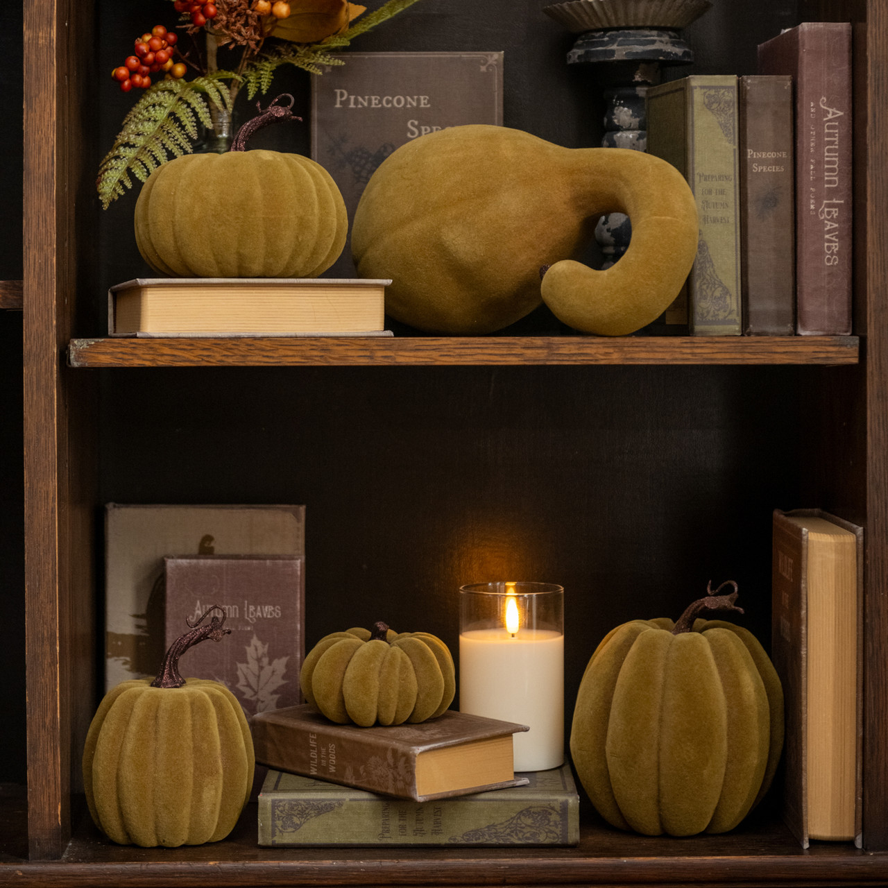 5" GREEN FLOCKED PUMPKIN - Ragon House