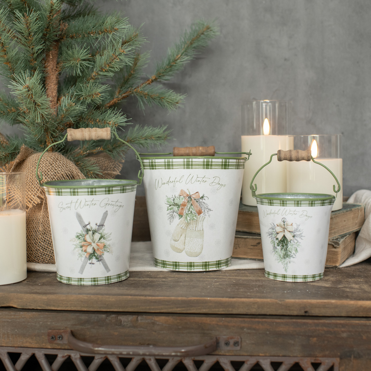 SET/ 3 MINI WINTER THEMED BUCKETS - Ragon House