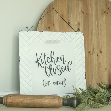 KITCHEN CLOSED SIGN - Ragon House