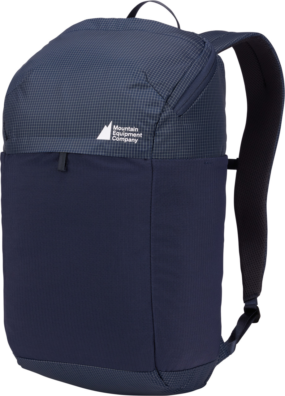 MEC Travel Light Daypack - Unisex | MEC