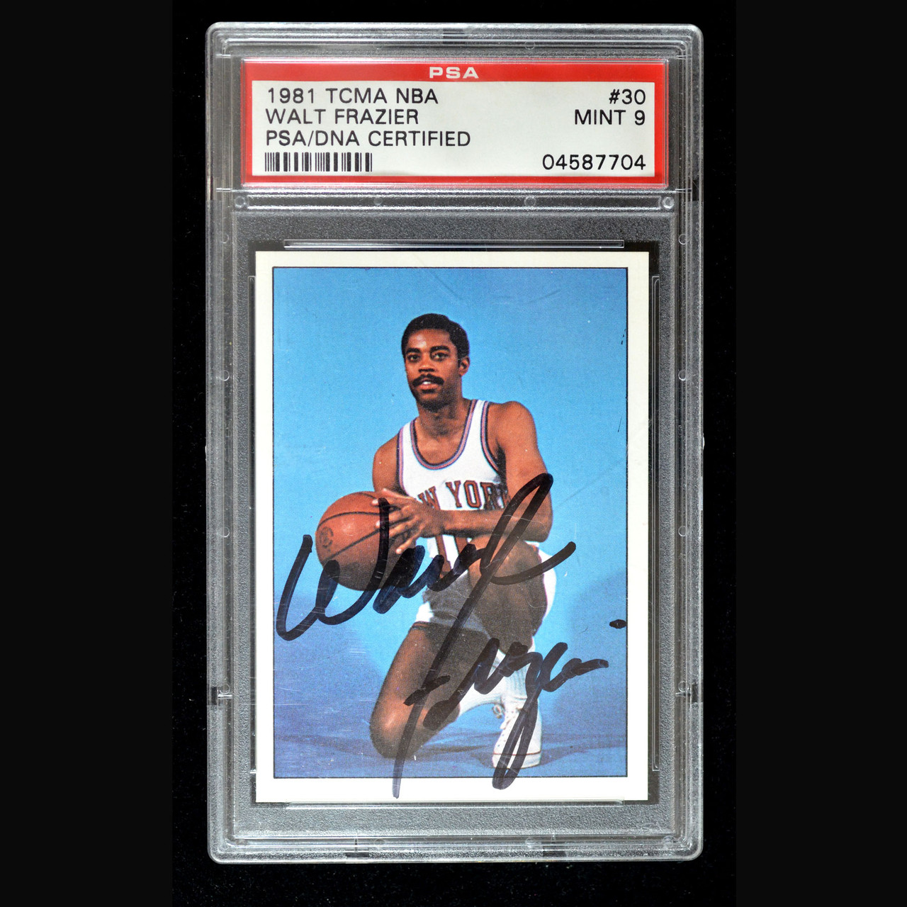 PSA/DNA 1981 TCMA WALT FRAZIER Signed Basketball Card MINT 9