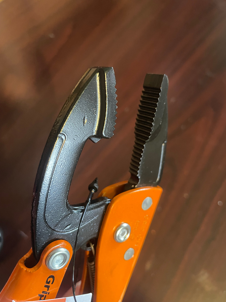 Grip-on Groovy Grip