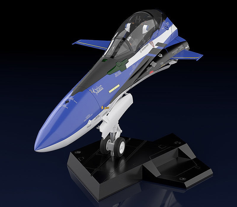 Macross Delta the Movie: Absolute Live!!!!!!: 1/20 Scale Model Kit ...
