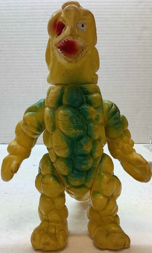 Ultraman : Bull Mark Soft Vinyl Figure - Shugaron Yellow Missing Magnet ...