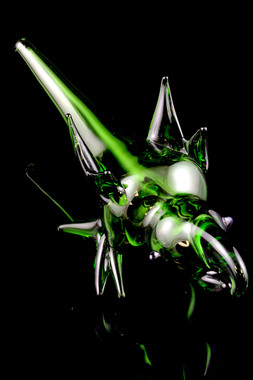 Glass Parrot Pipe - AP187 | Wholesale Animal Pipes
