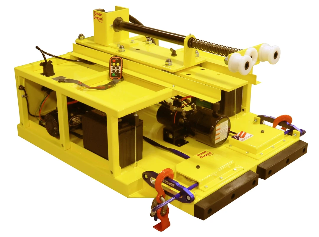Arnold Door Buster Combination Boxcar Opener: 1EA | Western Safety Products